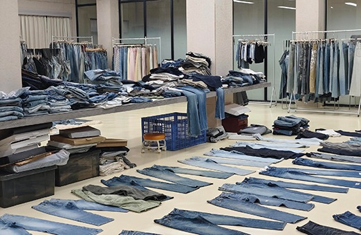 Guangzhou Xinbang Garment Co., Ltd._